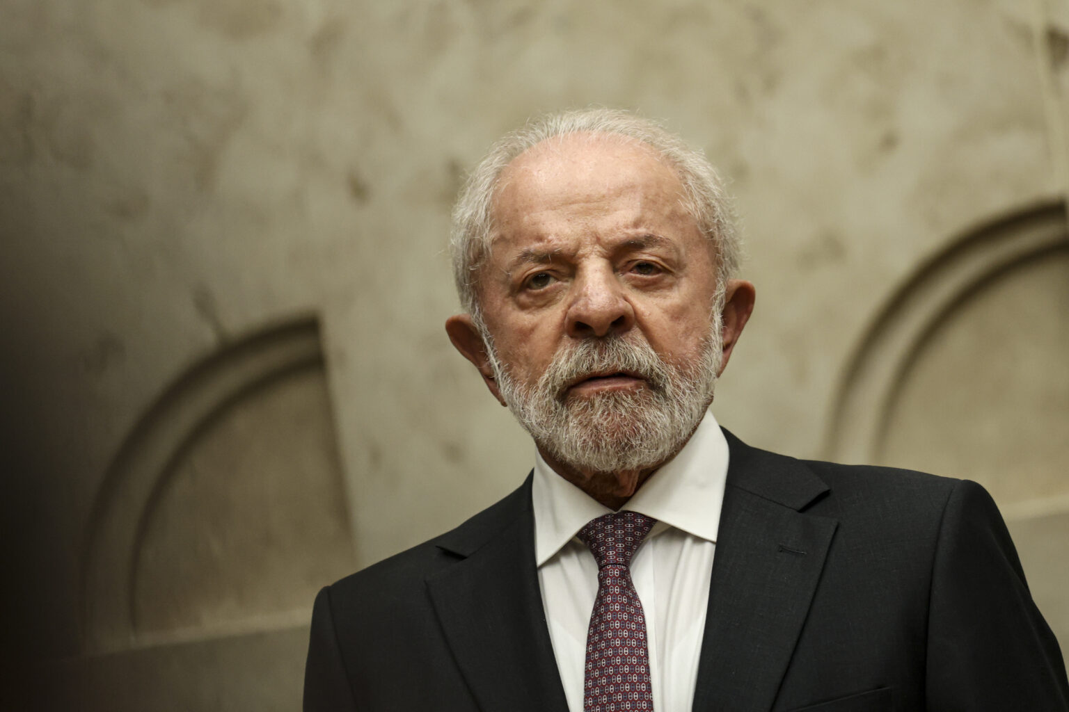 Lula e Okamotto transferiram R$ 873 mil para Lulinha - Opinião Brasília